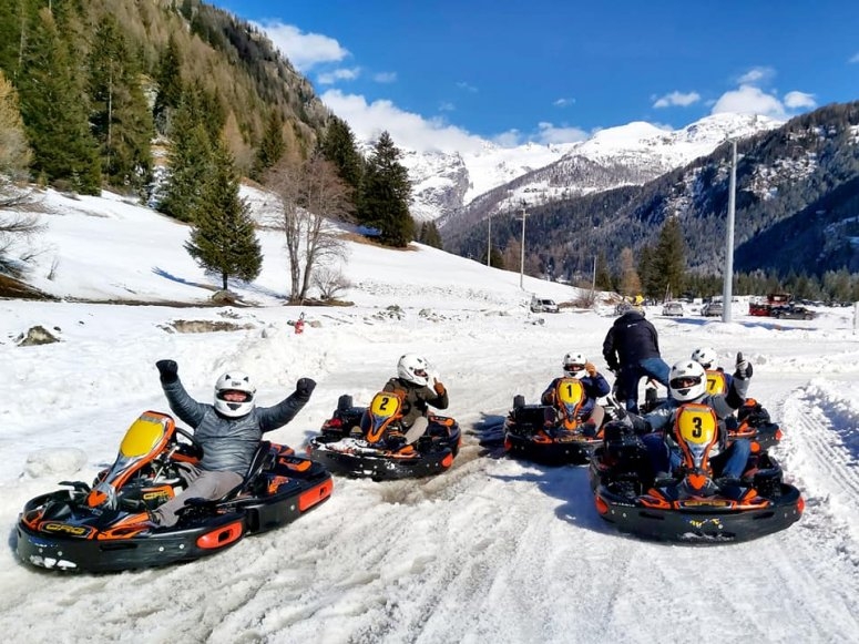 Sessione di ice kart a Champoluc 10 min da 25€ | Yumping
